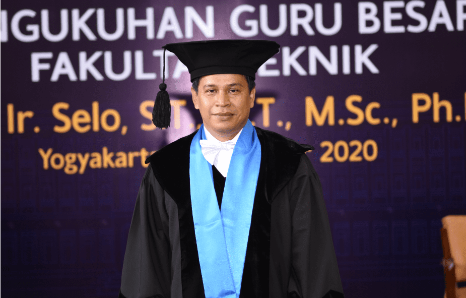 Prof. Selo, ST., M.T., M.Sc., Ph.D. dikukuhkan sebagai Guru Besar ...