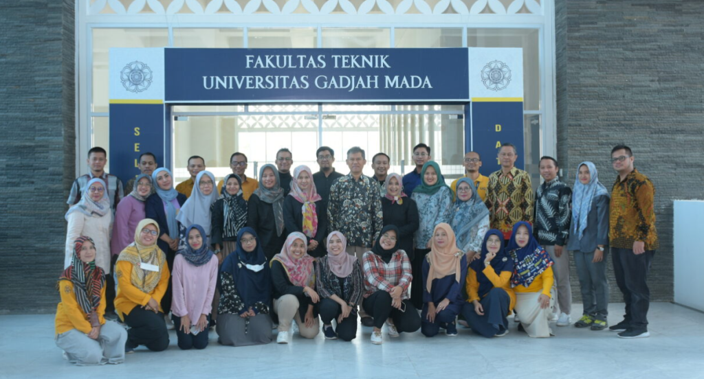 Tim ZI FISH UNESA dan FT UGM Saling Tukar Pengalaman Pembangunan Zona ... Tim ZI FISH UNESA dan FT UGM Saling Tukar Pengalaman Pembangunan Zona ...