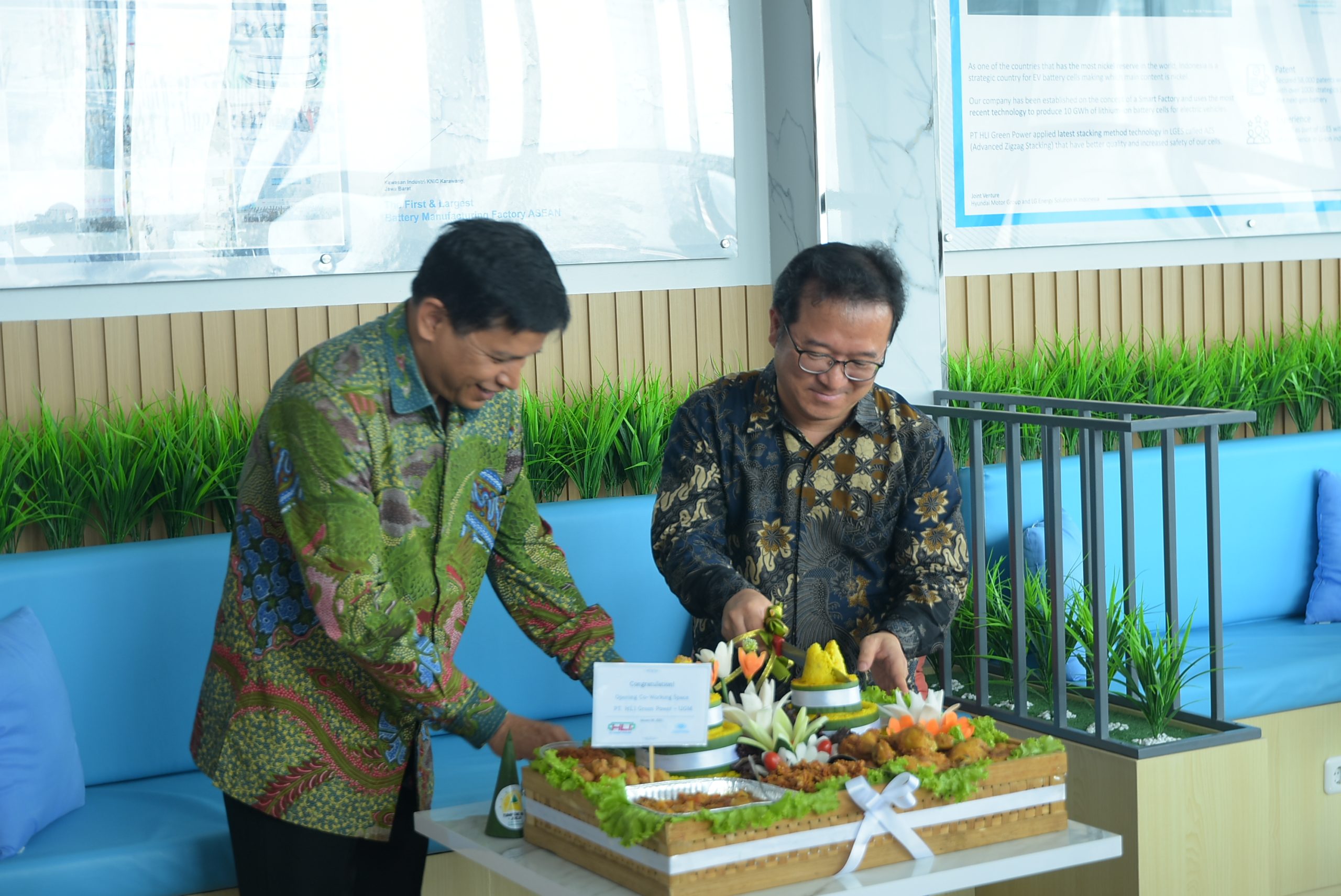Peresmian Co-working Space PT HLI Green Power di Fakultas Teknik UGM ...