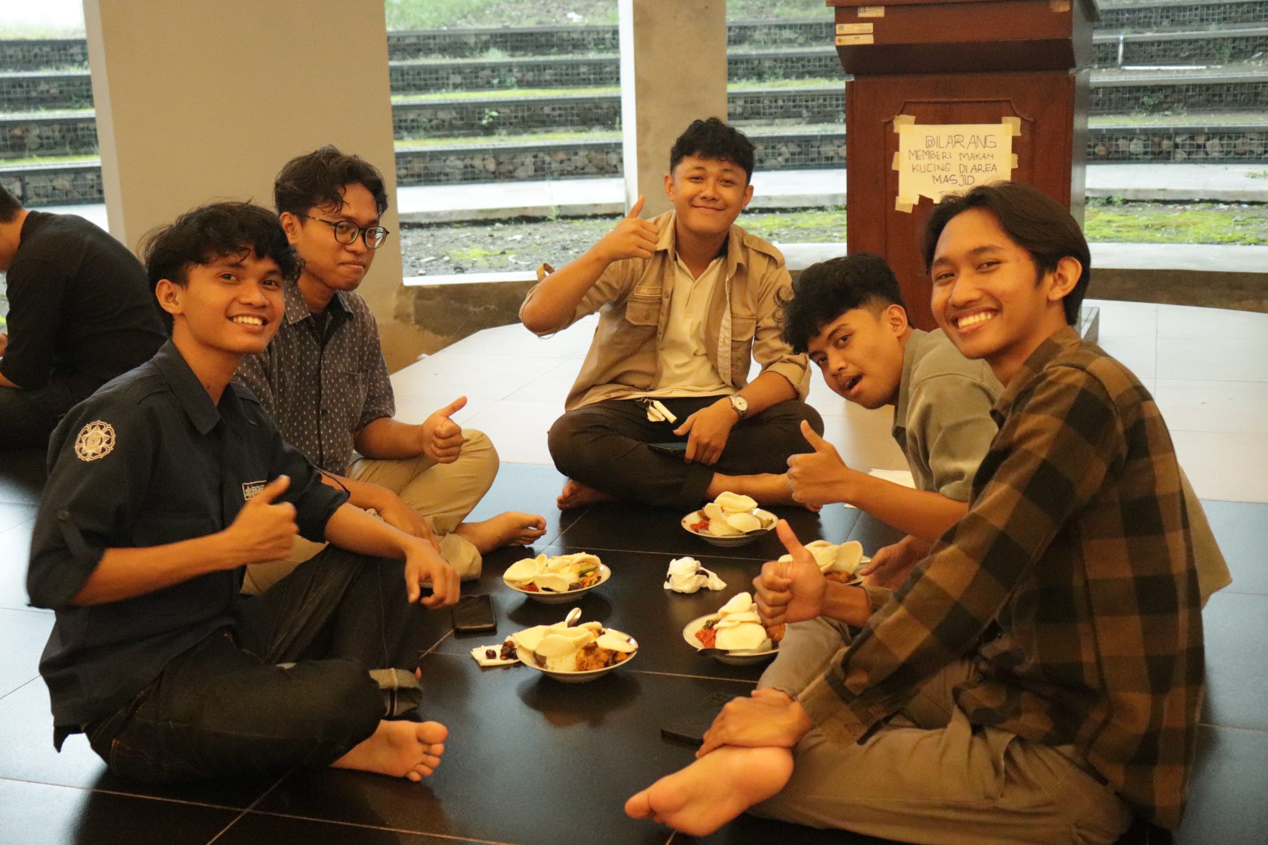 Berbagi Bahagia di Bulan yang Mulia – Fakultas Teknik